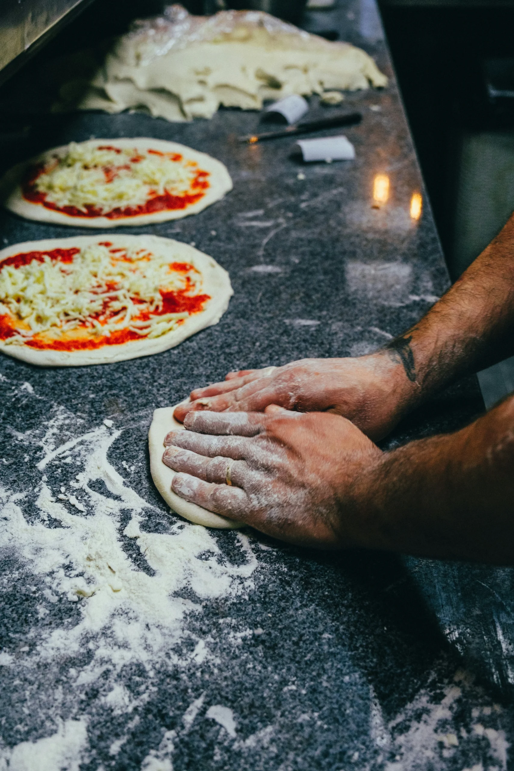 best and easy New York Style Pizza Dough Recipe - therecipesatlas